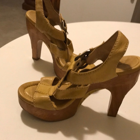 Frye | Shoes | Frye Tamara Buckle Platformssale | Poshmark